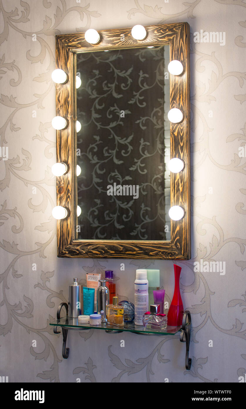 Backstage Mirror Lights