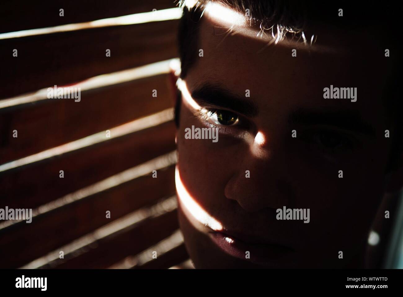 Eye man shadow hi-res stock photography and images - Alamy