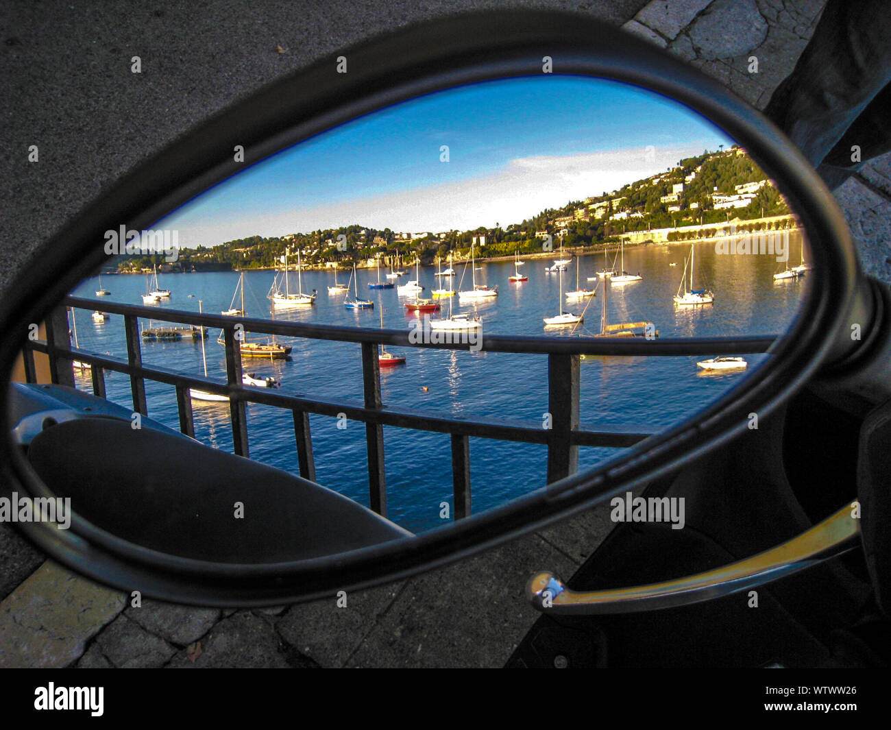 Reflection Glass Riverbank High Resolution Stock Photography and Images ...