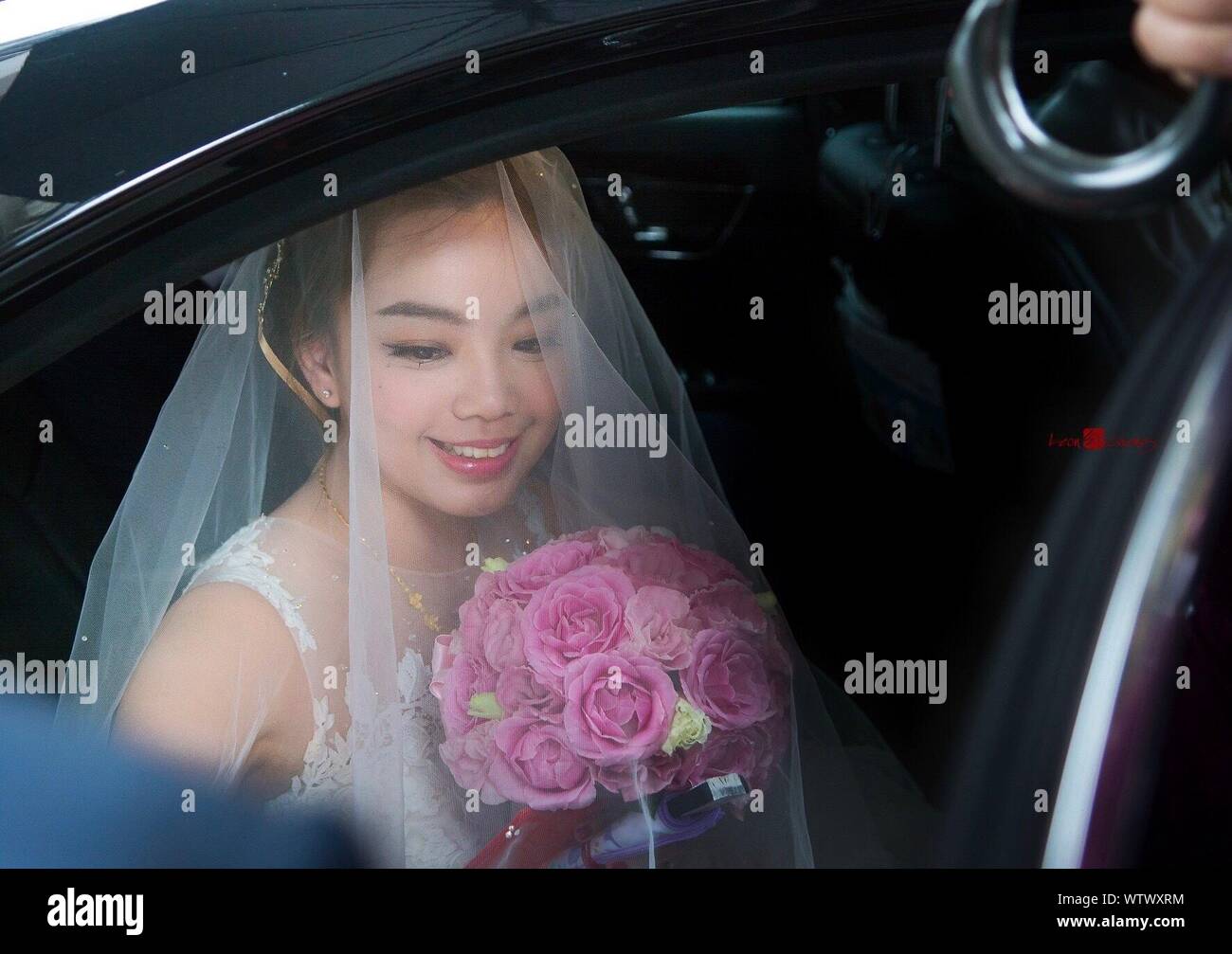 Happy rose hi-res stock photography and images - Alamy