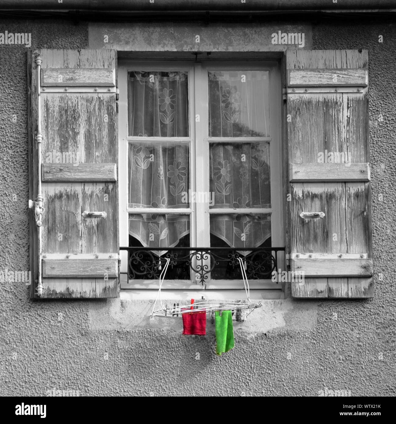 Drying glass hi-res stock photography and images - Alamy