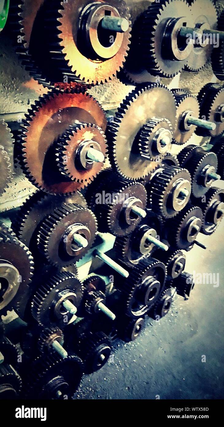 Gears of industry hi-res stock photography and images - Alamy