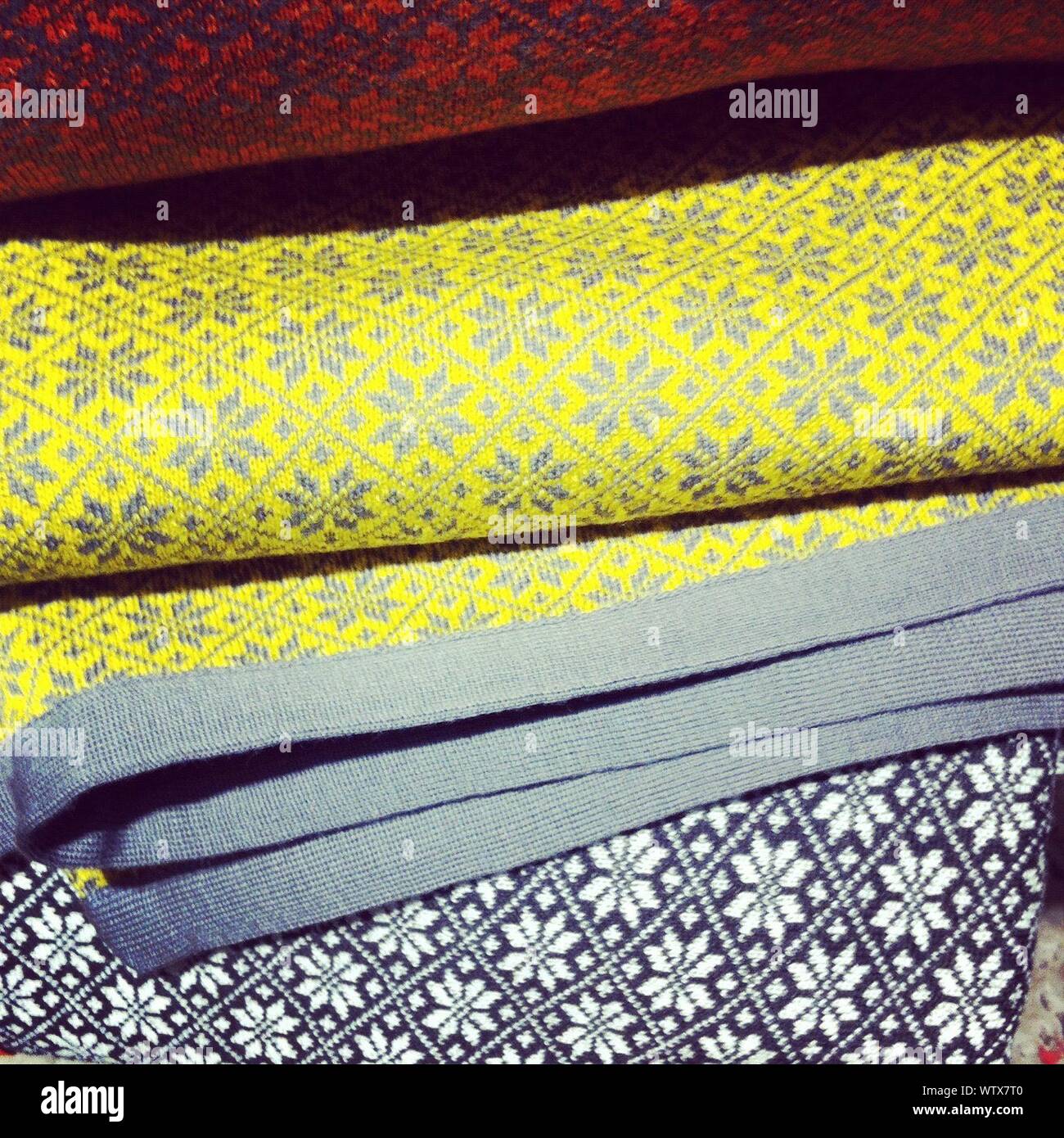 Colorful blankets hi-res stock photography and images - Alamy