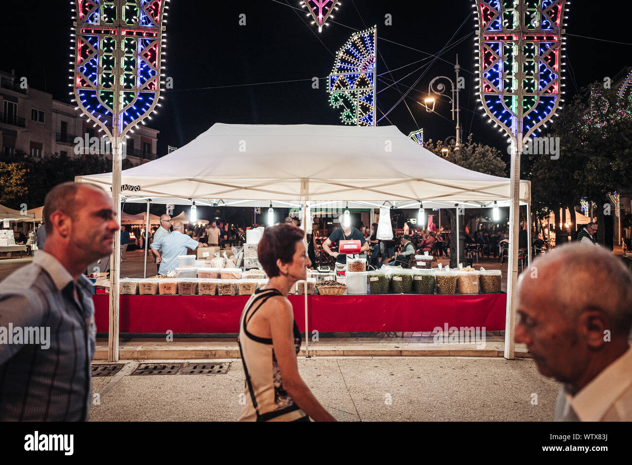 Bari, italy people hi-res stock photography and images - Alamy