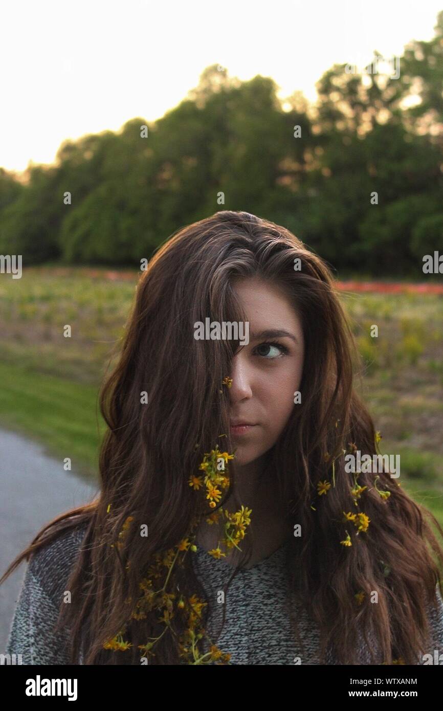 Tangled hair hi-res stock photography and images - Alamy
