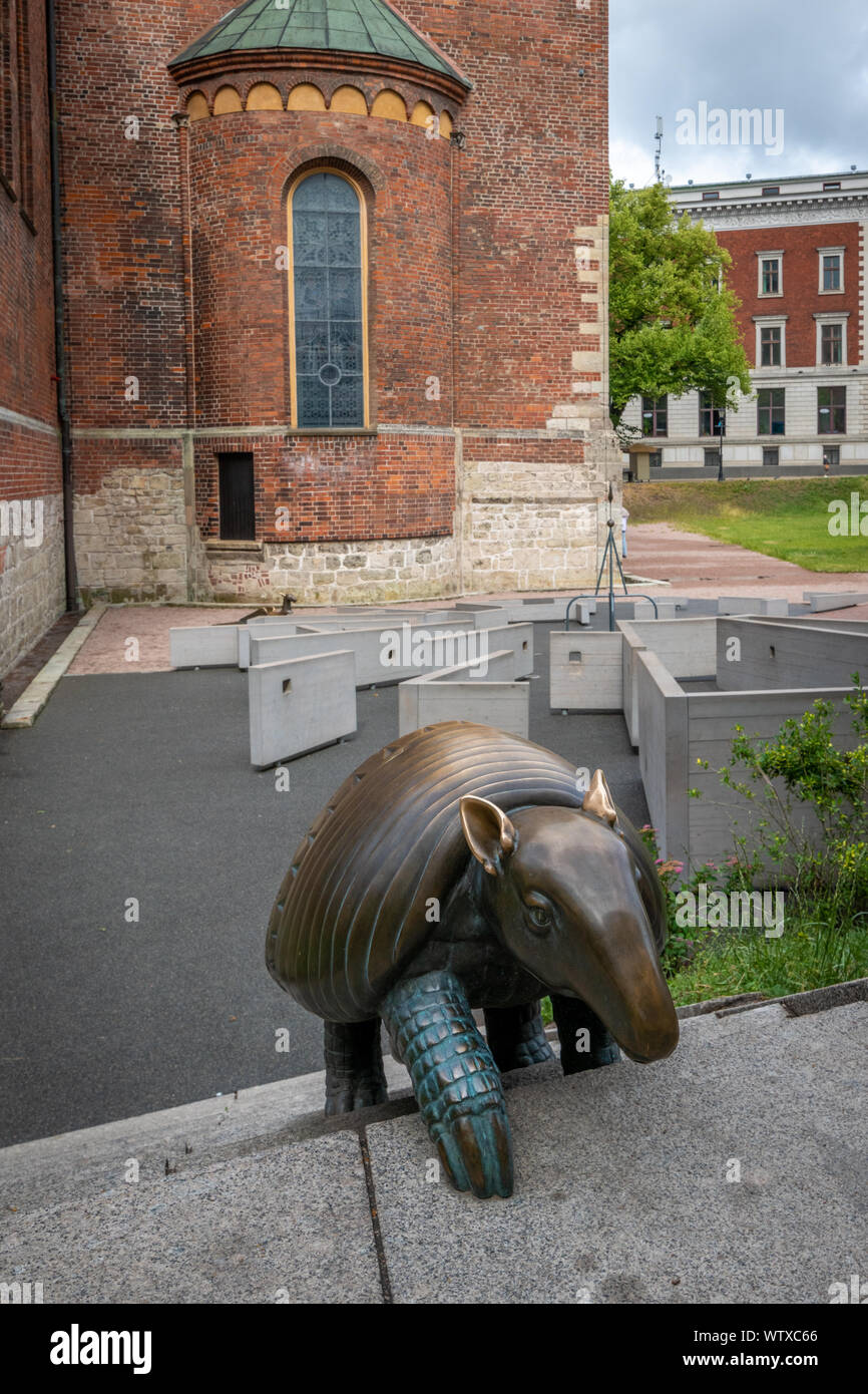 Sculpture Of Armadillo High Resolution Stock Photography and Images - Alamy
