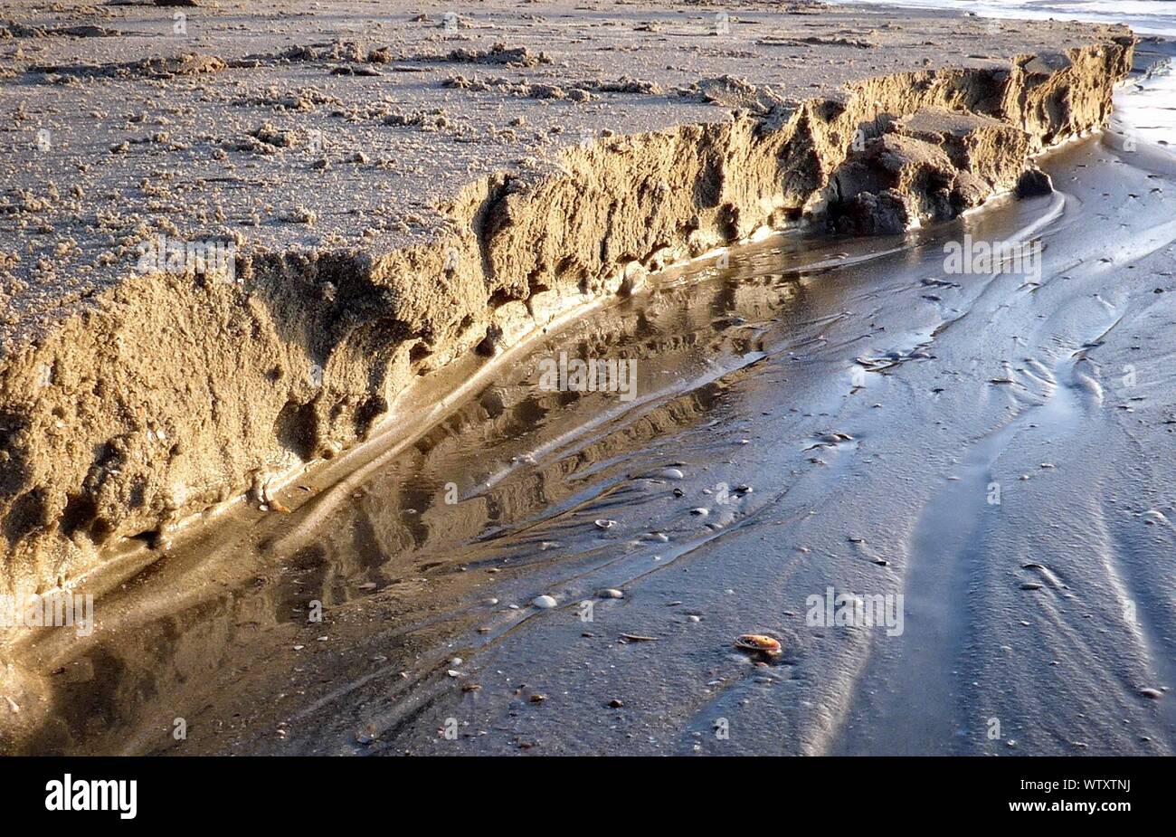 Erosion beach hi-res stock photography and images - Alamy