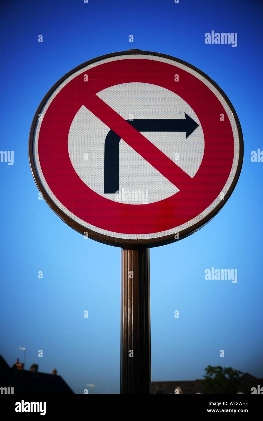 No right turn road hi-res stock photography and images - Alamy