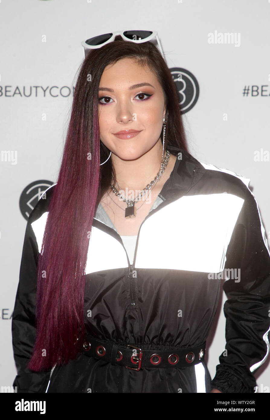 Beautycon Festival Los Angeles 2019 - Day 2 Featuring: Taylor Felt ...