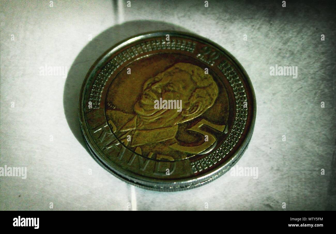 Mandela circle hi-res stock photography and images - Alamy