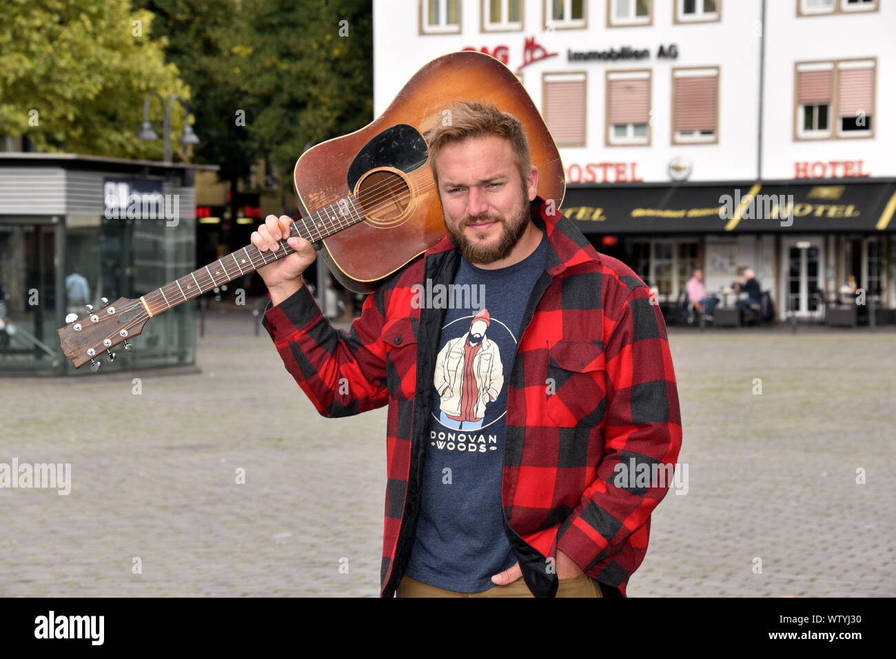 Cologne, Germany. 11th Sep, 2019. US country musician and songwriter ...