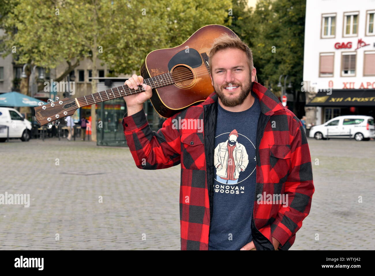 Cologne, Germany. 11th Sep, 2019. US country musician and songwriter ...