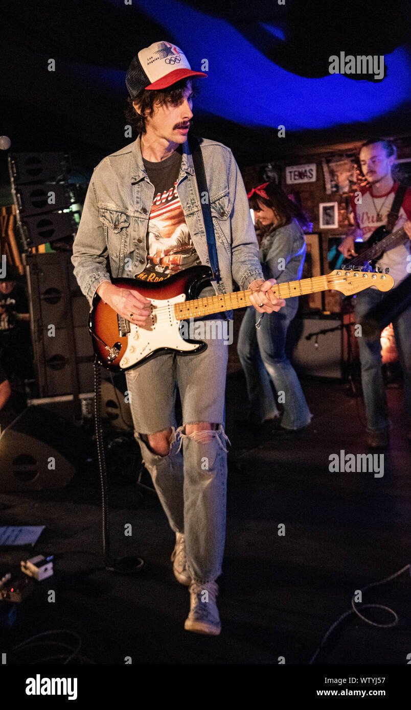 Robert chaney hi-res stock photography and images - Alamy