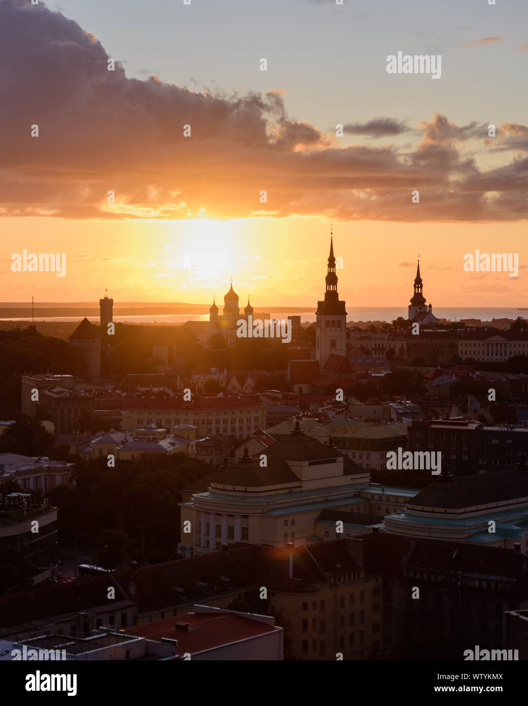 Tallinn old town top view at sunset. Beautiful sky with clouds ...