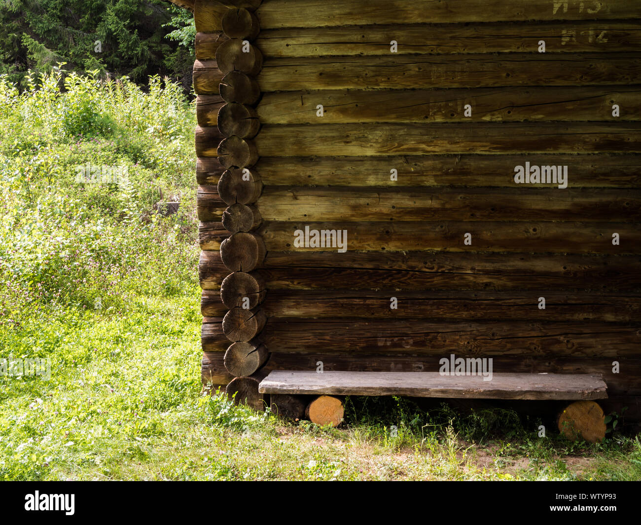 Elements of an old rustic house made of wooden logs Stock Photo - Alamy