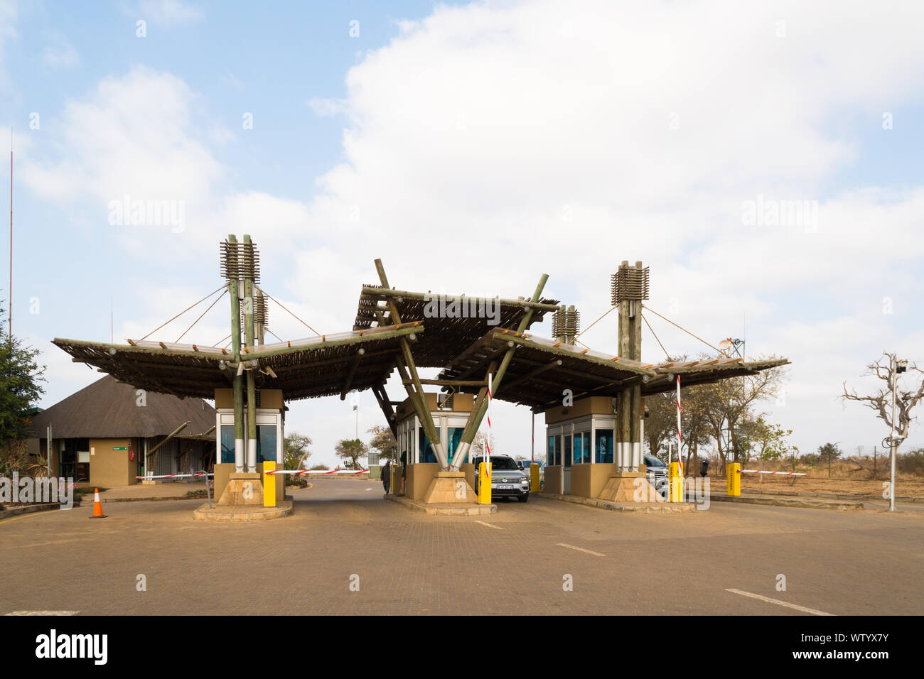 Kruger park south africa winter hi-res stock photography and images - Alamy
