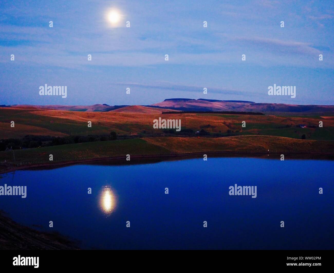Moon Reflection Lake High Resolution Stock Photography and Images - Alamy