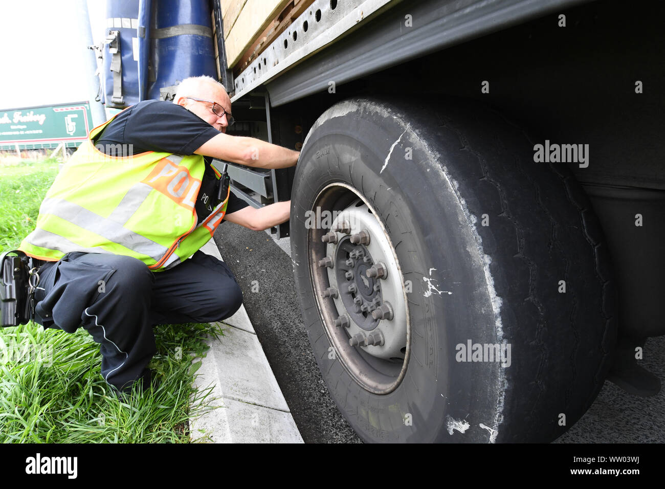Romanian Policeman High Resolution Stock Photography and Images - Alamy