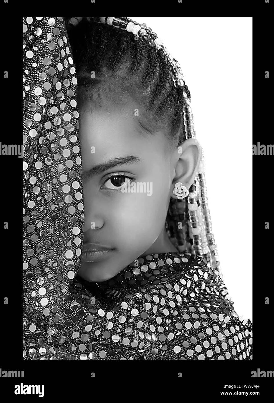 Wearing white cloth hi-res stock photography and images - Alamy