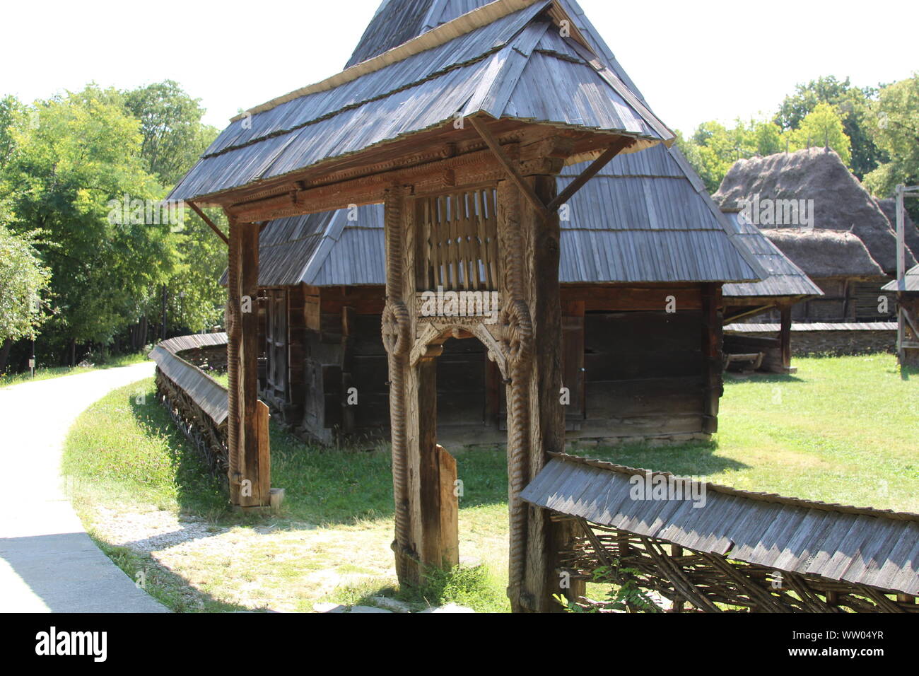 Traditional Romanian houses Stock Photo - Alamy