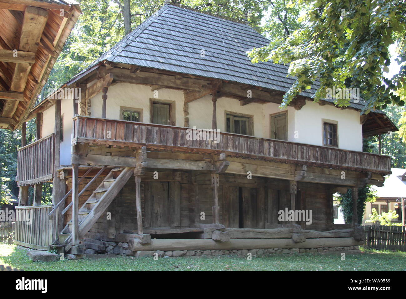 Traditional Romanian houses Stock Photo - Alamy