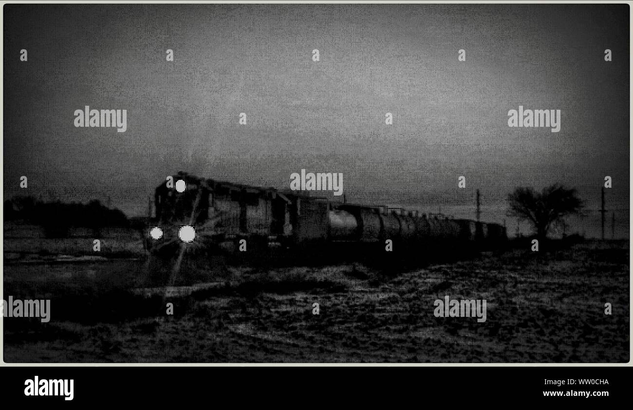 Freight Train Night Stock Photos & Freight Train Night Stock Images - Alamy
