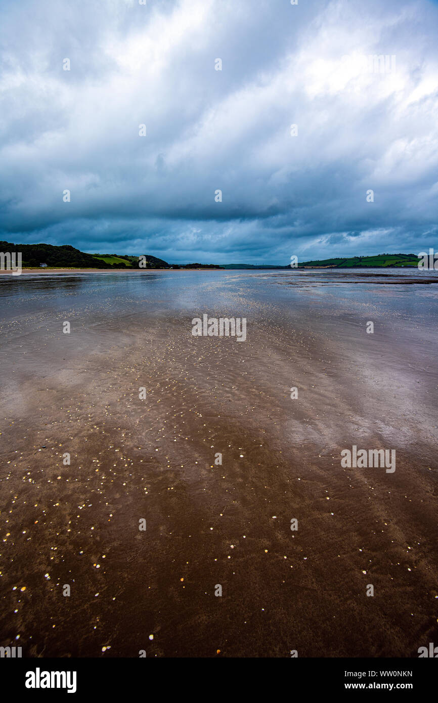 Llansteffan strand hi-res stock photography and images - Alamy