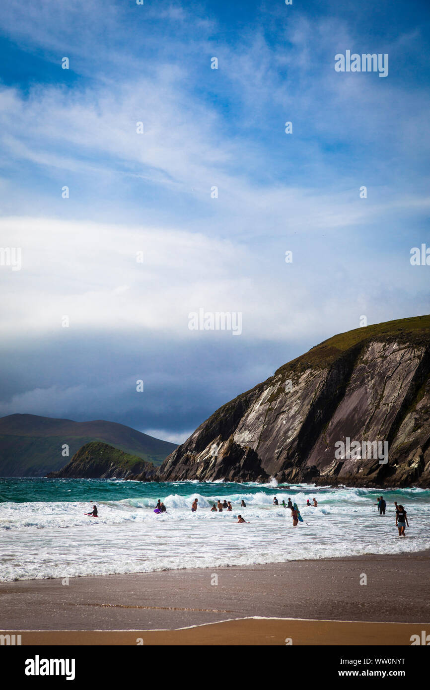 Surfing on the dingle peninsula hi-res stock photography and images - Alamy