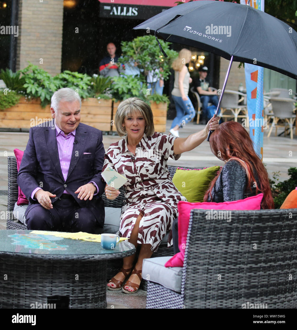 Holmes ruth langsford itv studios hi-res stock photography and images ...