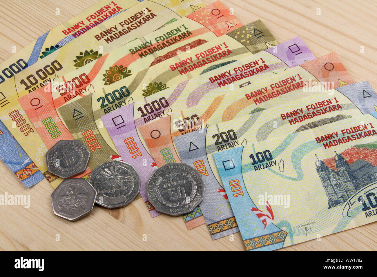 Ariary, Banknotes and Coins of the state of Madagascar Stock Photo - Alamy