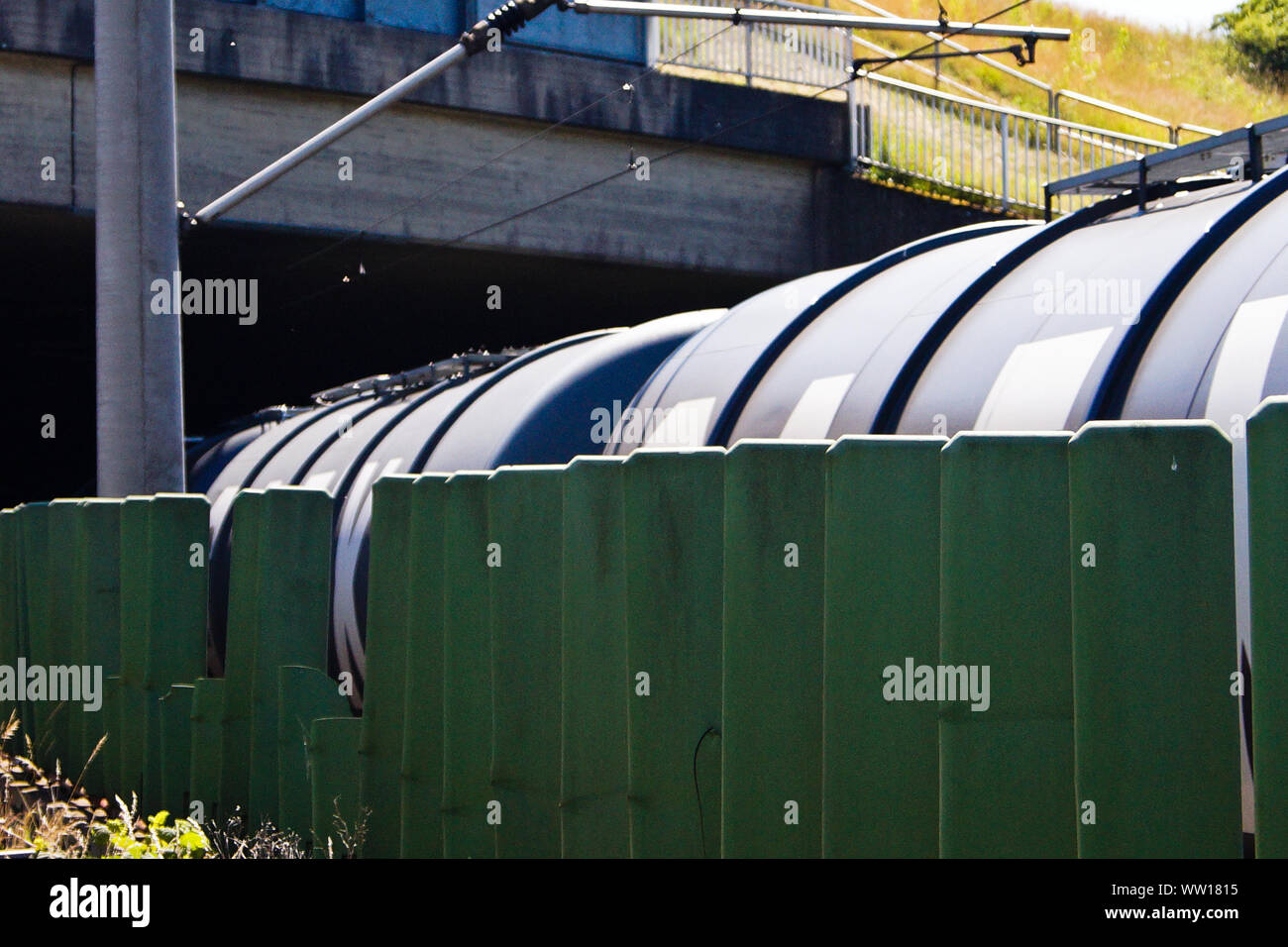Train Under Bridge High Resolution Stock Photography and Images - Alamy