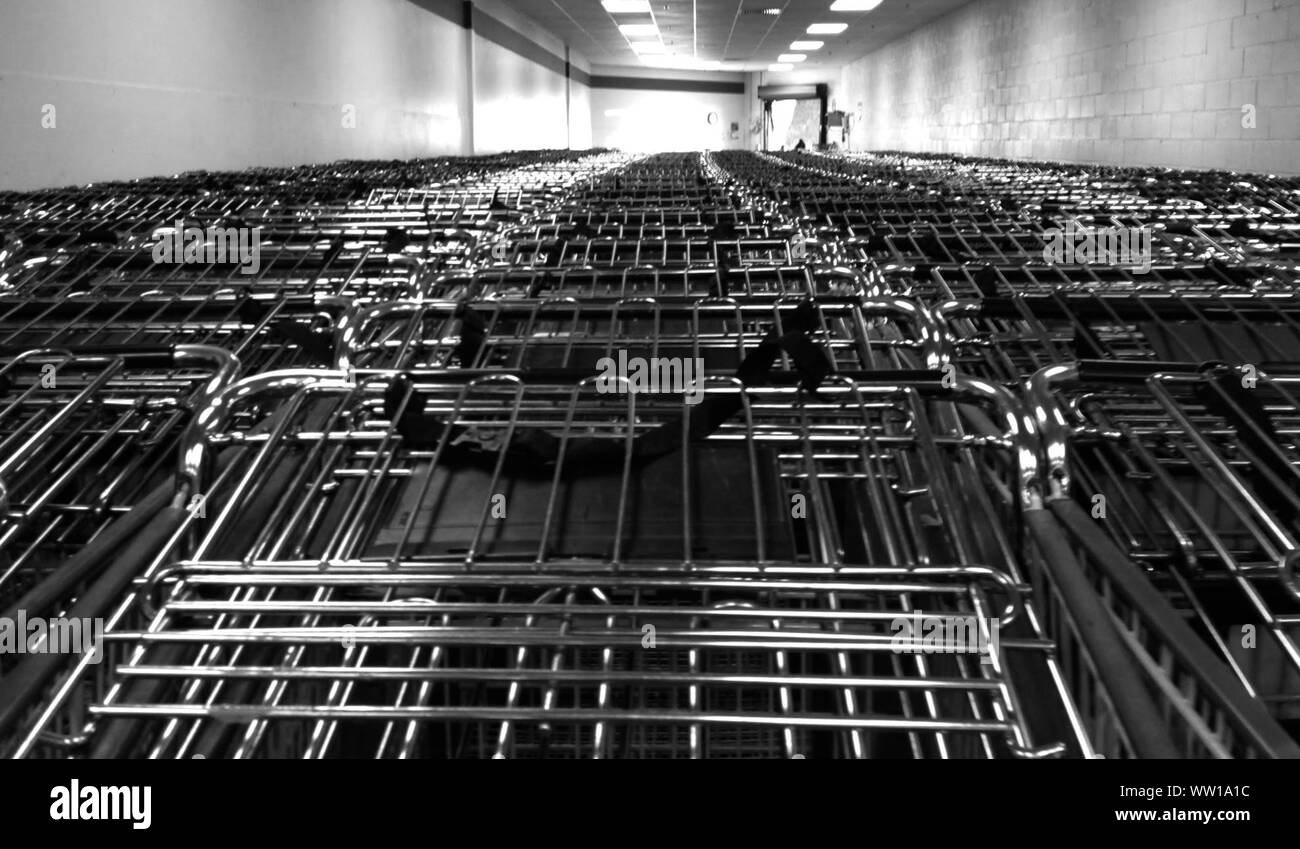 Metal Grates High Resolution Stock Photography and Images - Alamy