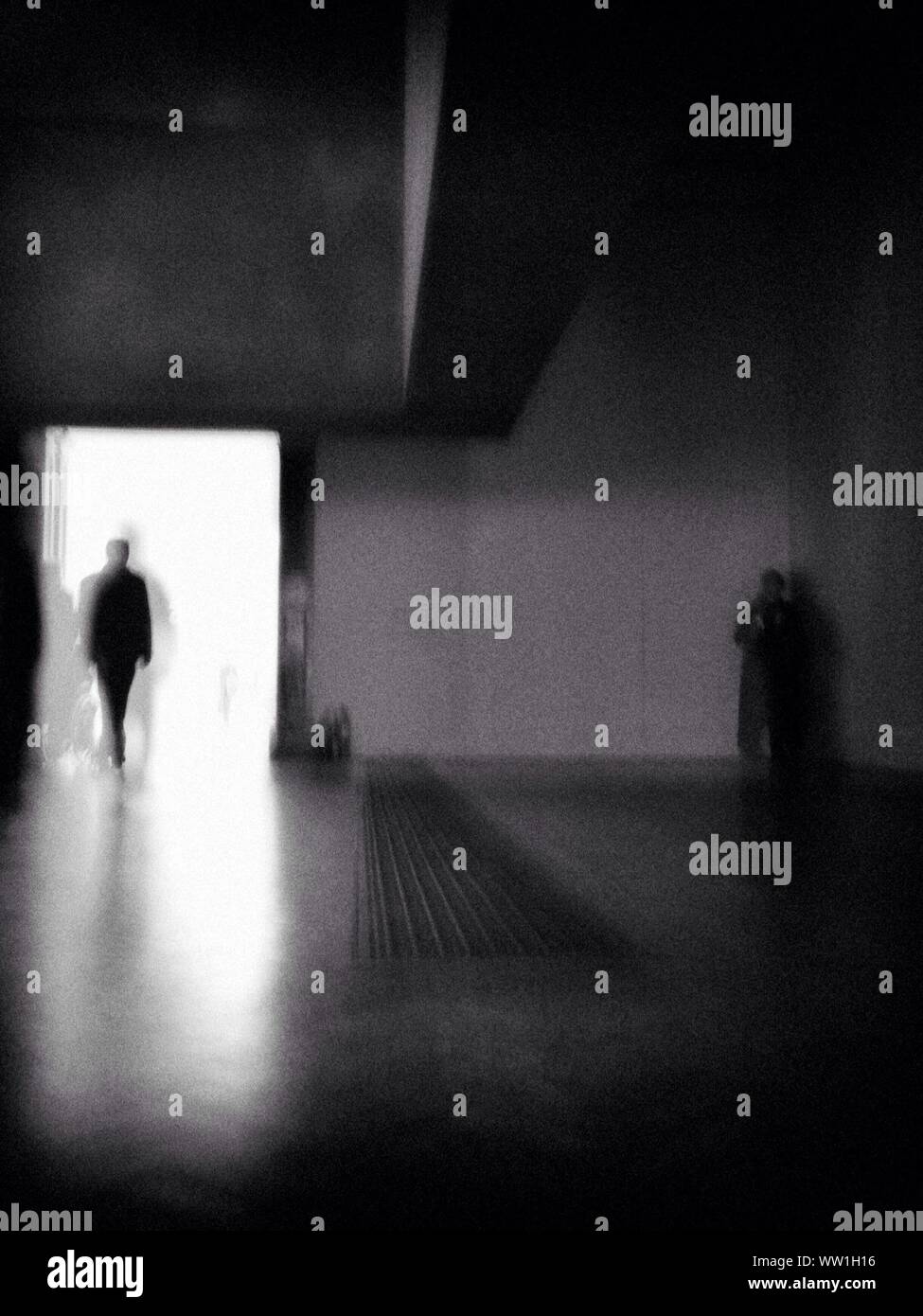 People entering building hi-res stock photography and images - Alamy