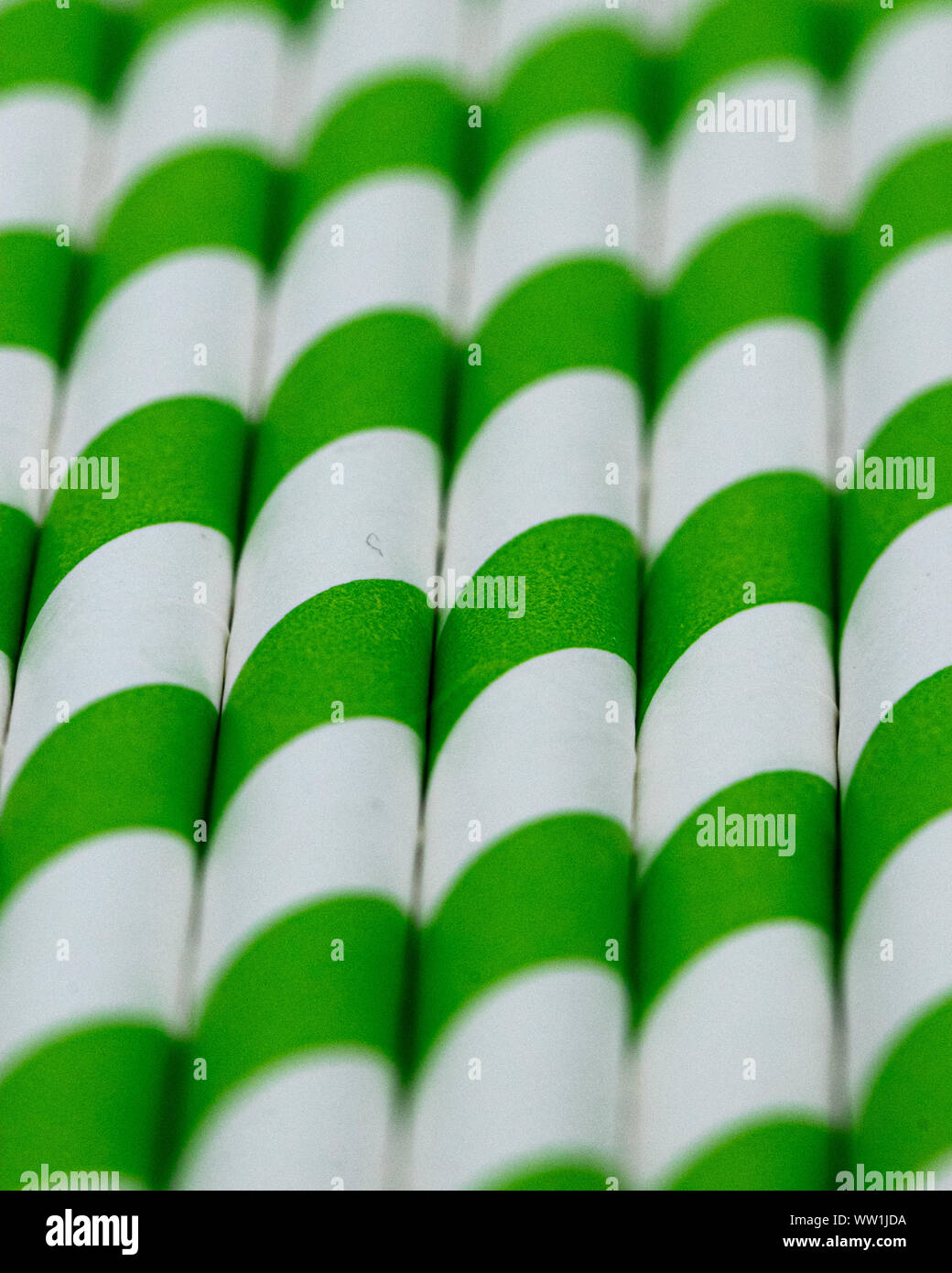 Paper straw pattern hi-res stock photography and images - Alamy