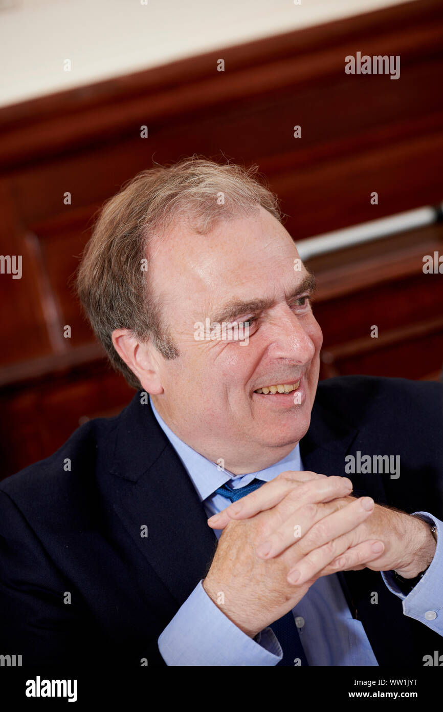 Harry hitchens hi-res stock photography and images - Alamy
