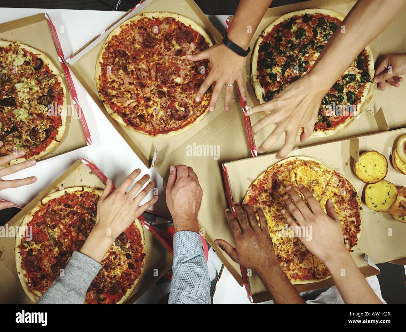 Overhead people hi-res stock photography and images - Alamy