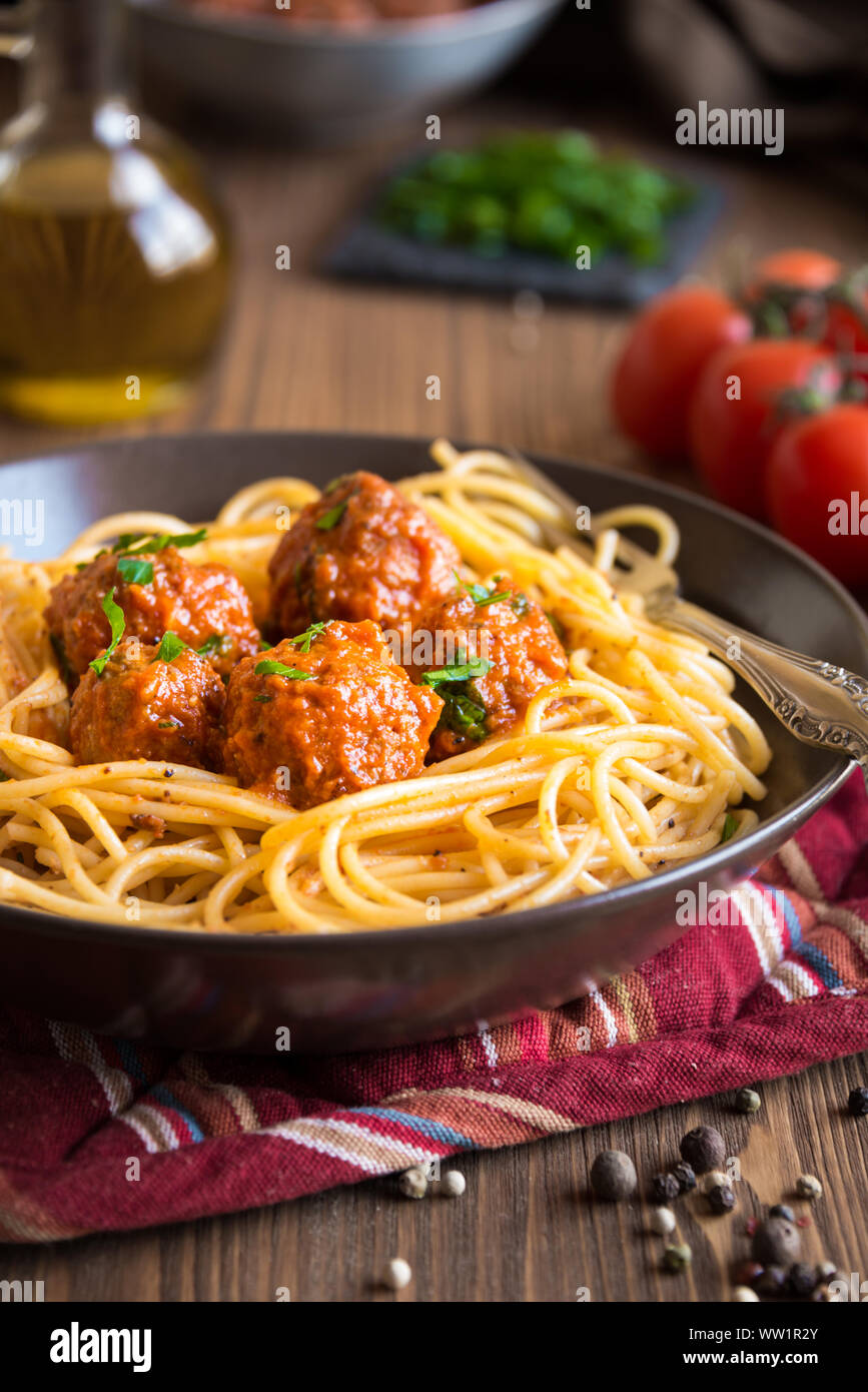 Delicious spaghetti pasta with meatballs in tomato sauce Stock Photo ...