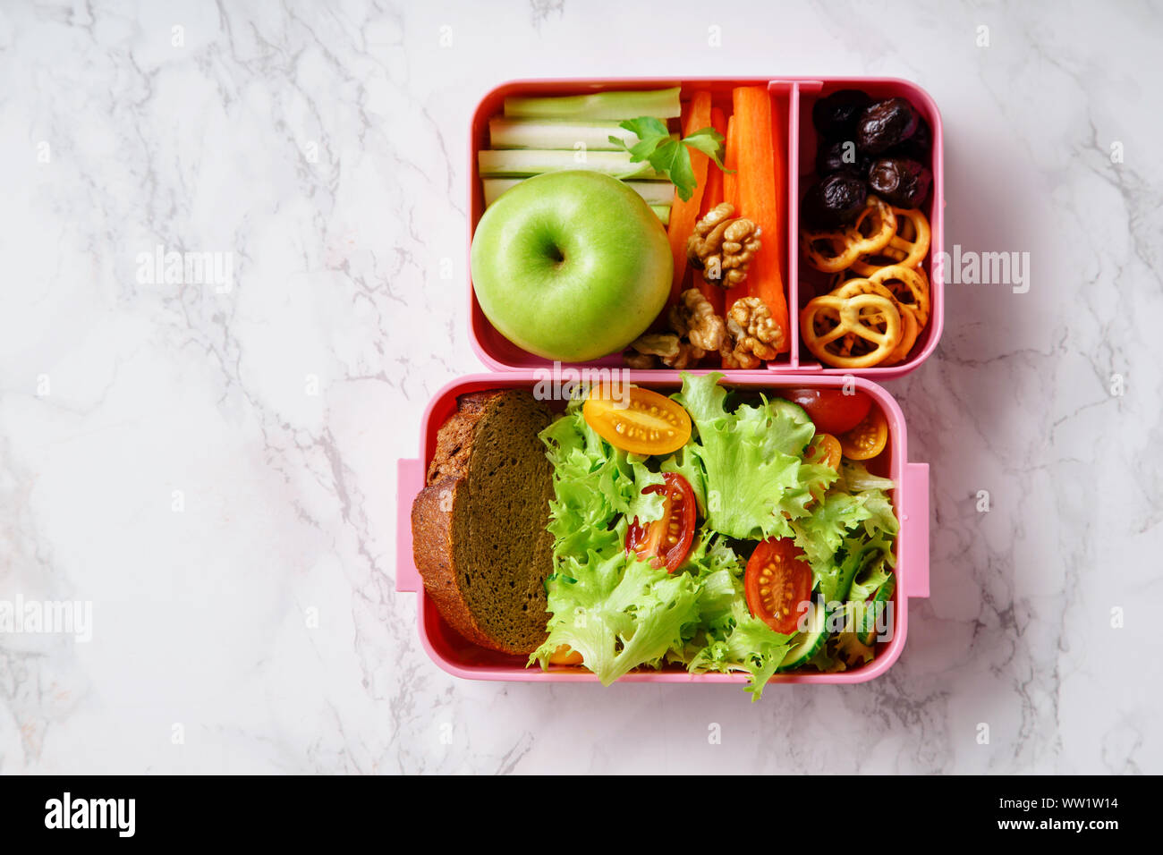 Child lunch box hi-res stock photography and images - Alamy