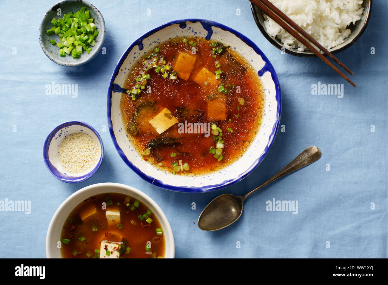 Japanese miso soup with tofu, wakame seaweed, spring onions and pepper flakes Stock Photo - Alamy