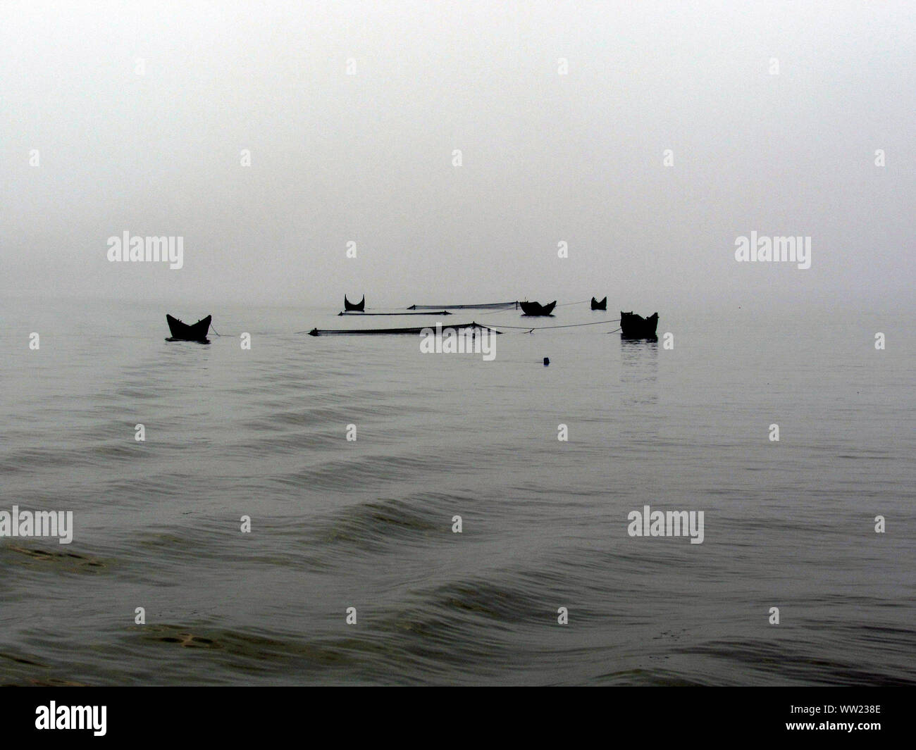 Floating Nets High Resolution Stock Photography and Images - Alamy