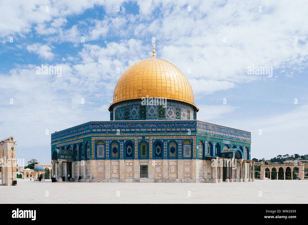 The mosque of omar hi-res stock photography and images - Alamy
