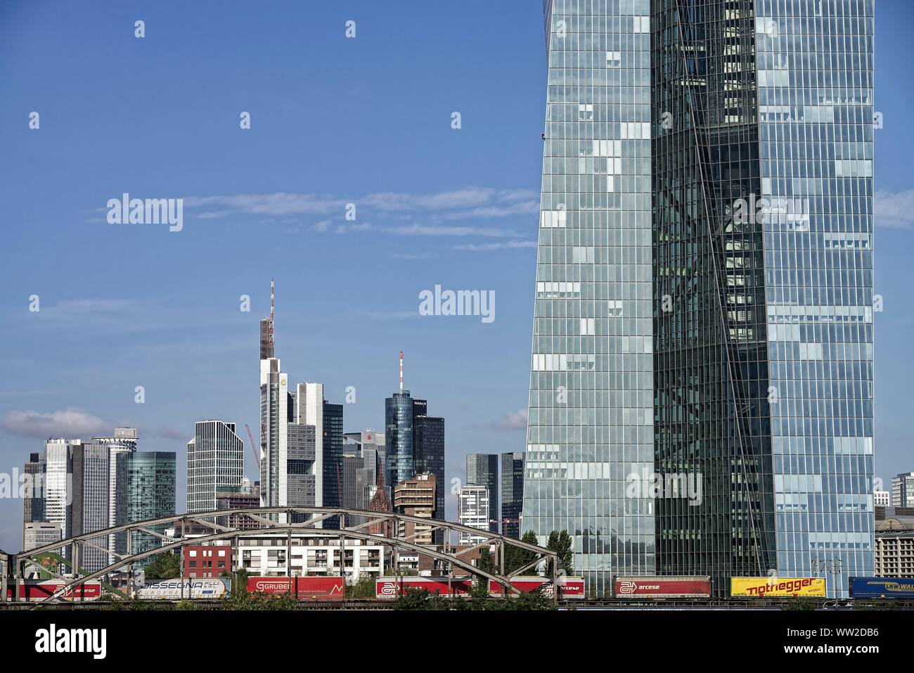 European Central Bank (ECB) with the skyline of Frankfurt in the ...