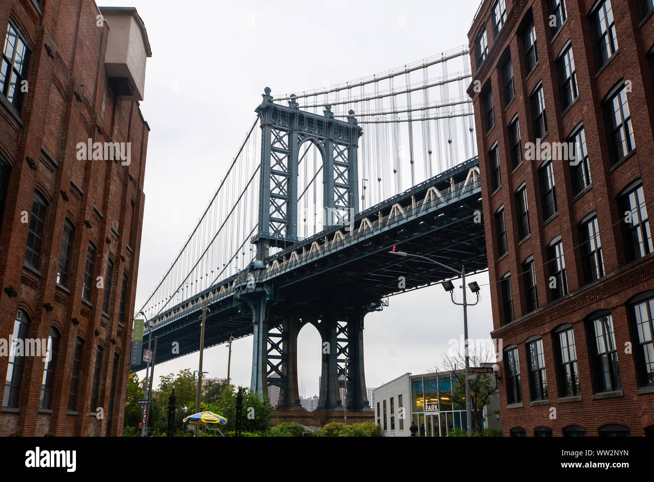 Manhattan bridge view from hi-res stock photography and images - Alamy
