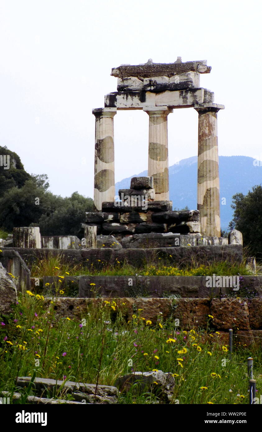ancient, archeological, place, Delphi, Greece, old, marble, statues ...