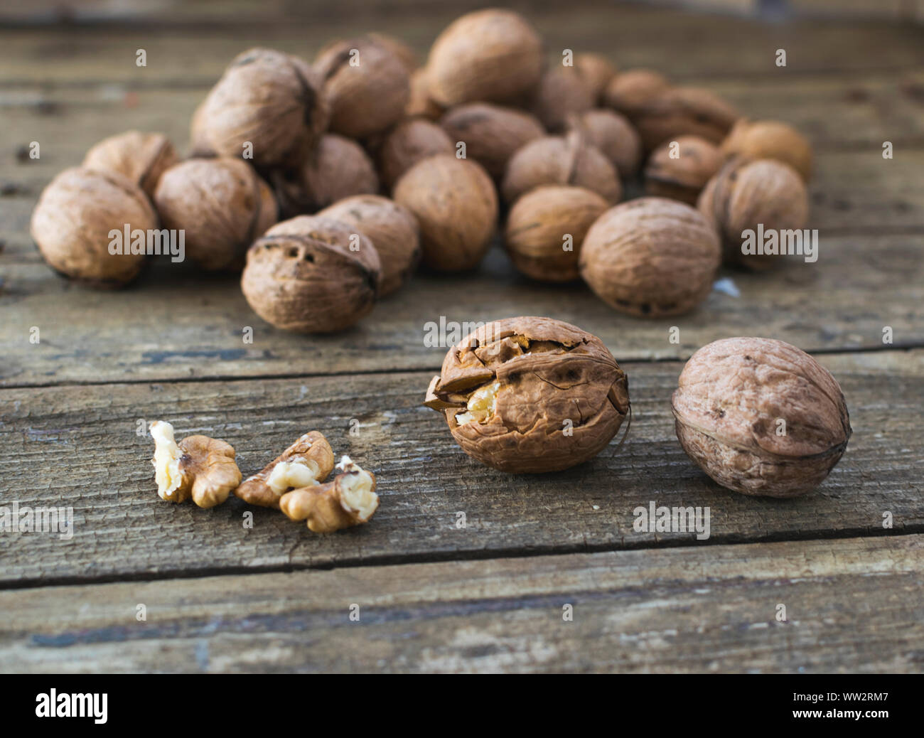 Pile walnuts on sale hi-res stock photography and images - Alamy