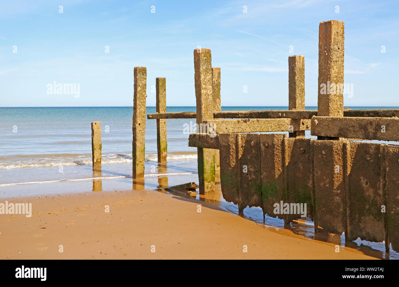 Timber shuttering hi-res stock photography and images - Alamy