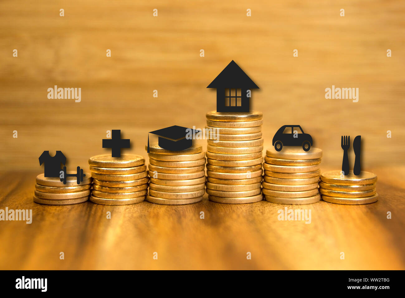 Personal expenses concept. Financial analysis background. Golden coins ...