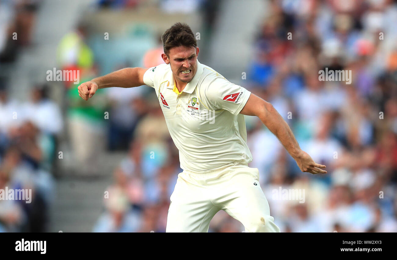 Australia's Mitchell Marsh celebrates the wicket of England's Sam ...