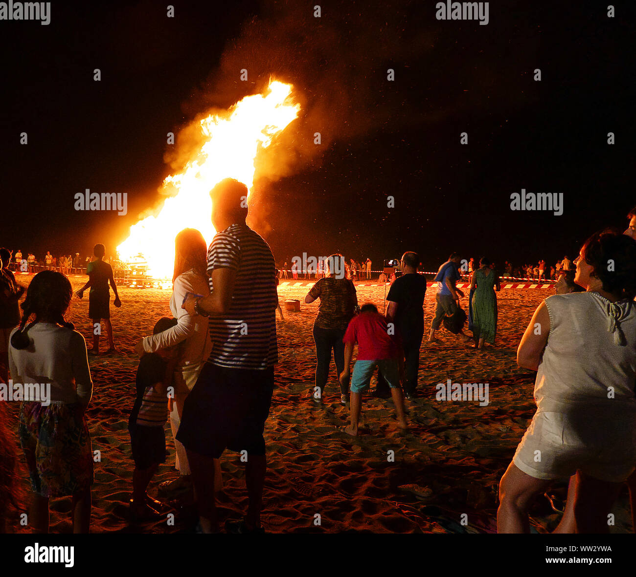 Noche de guy fawkes hi-res stock photography and images - Alamy