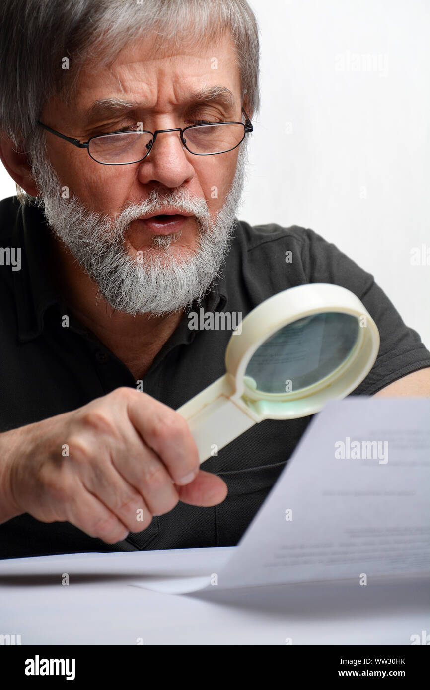 Eye contract hi-res stock photography and images - Alamy